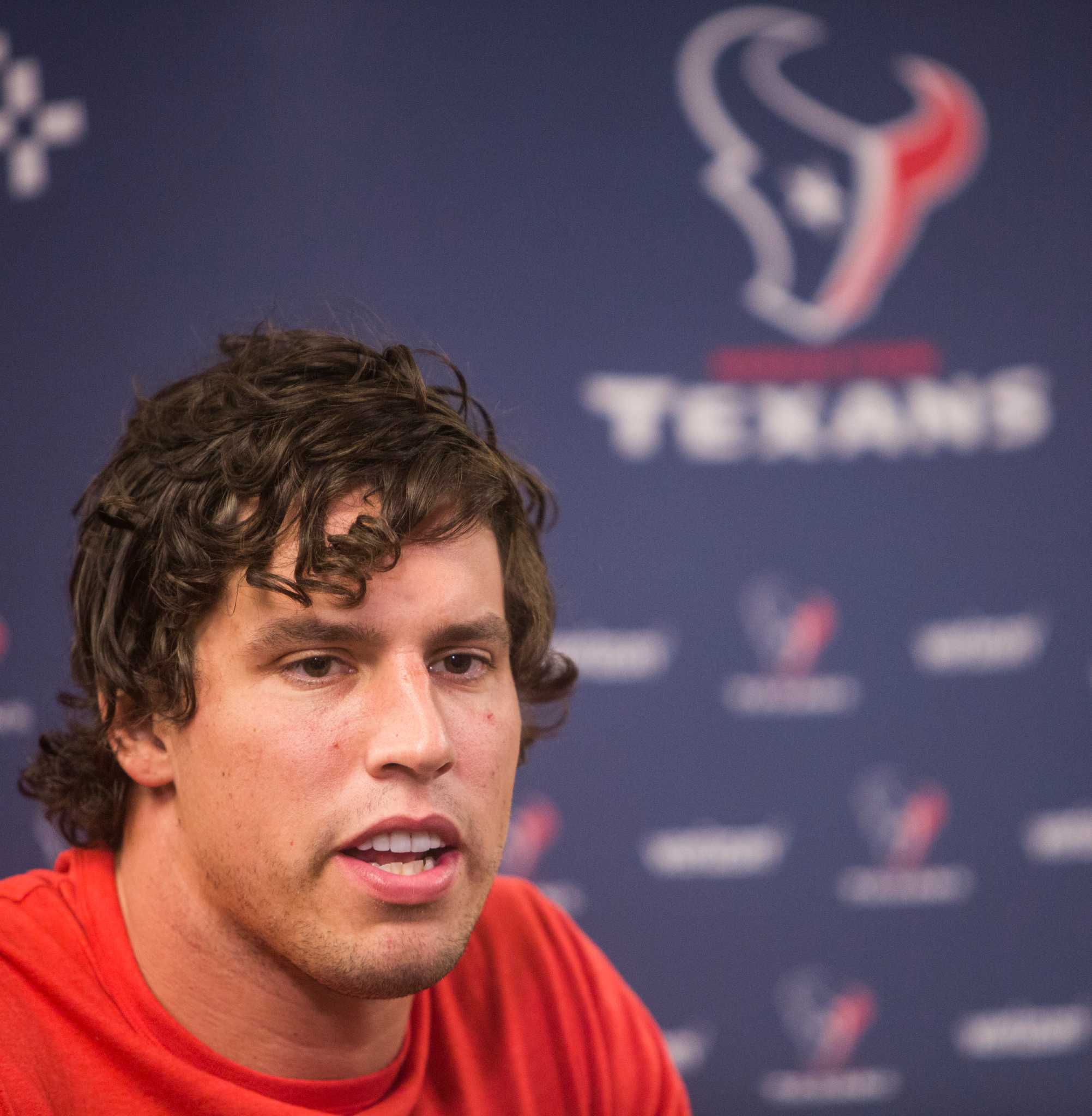 Linebacker Brian Cushing again makes a difference for Texans' defense Linebacker Brian Cushing again makes a difference for Texans' defense