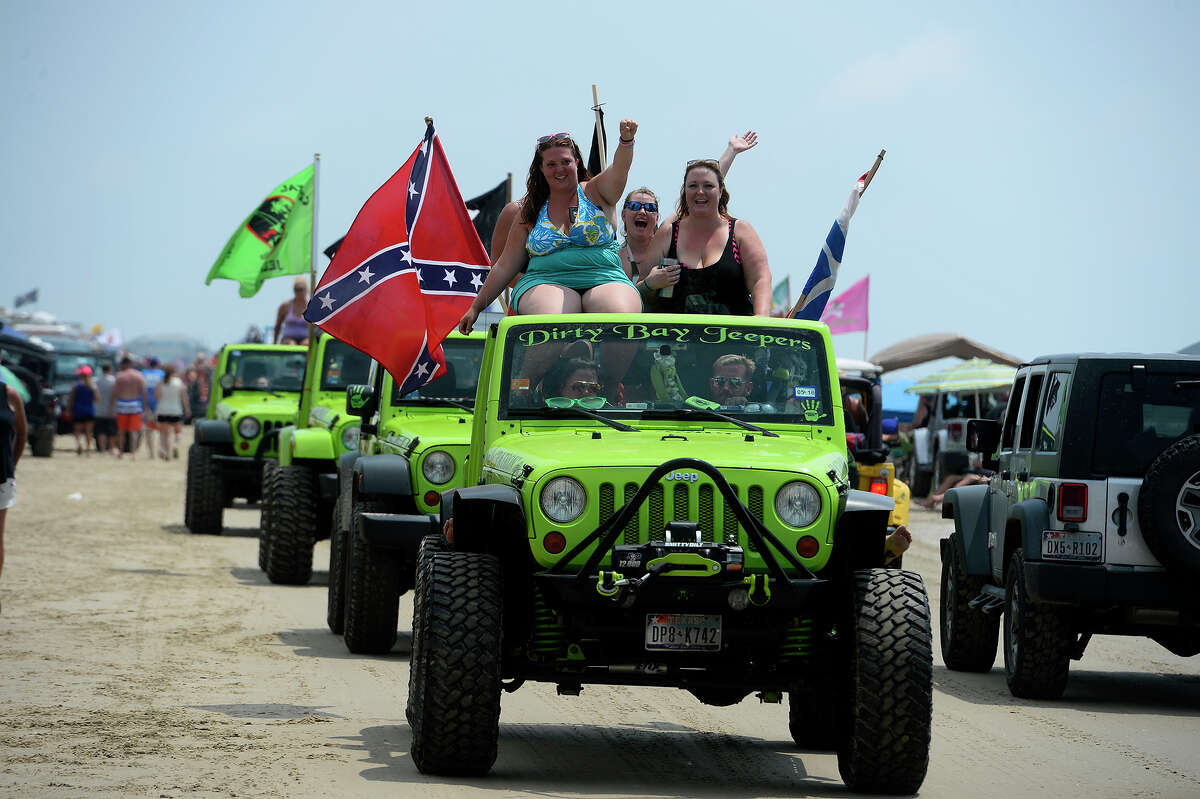 Texas Jeep enthusiasts flaunt custom rides during 'Go Topless Weekend'