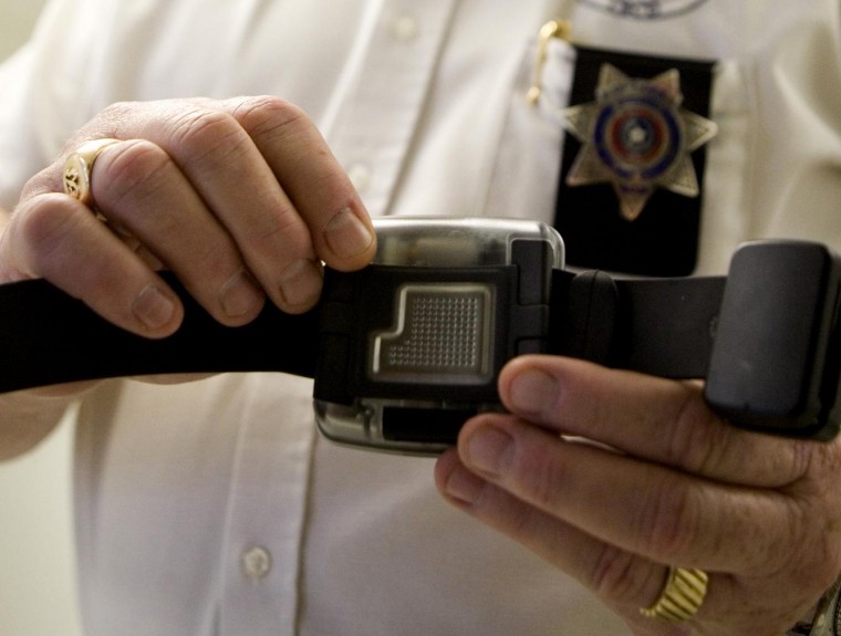 New ankle monitors to trace alcohol use