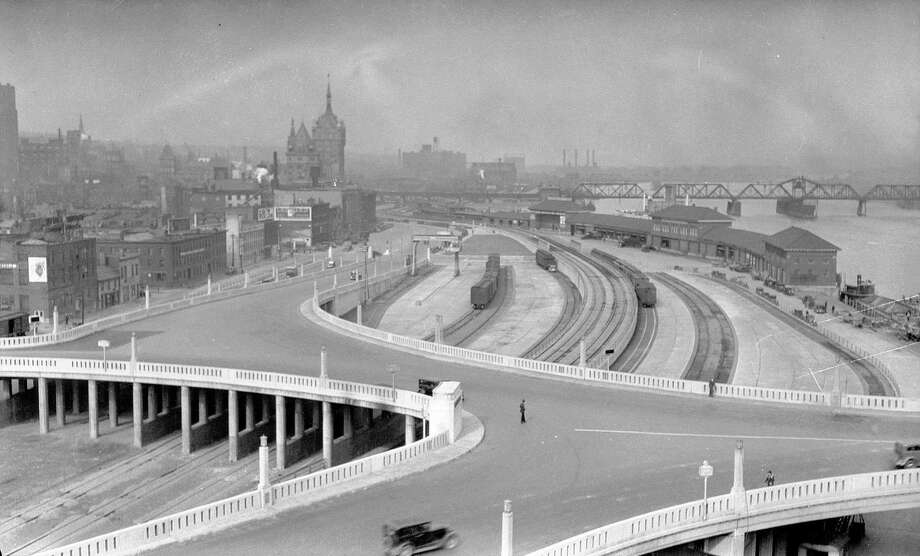 Historic photos: Dunn Memorial Bridge - Times Union