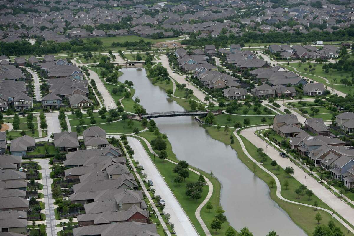 Bird's-eye view takes in Bridgeland