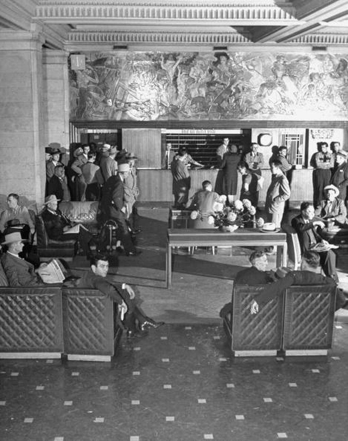 The history of Houston's Rice Hotel