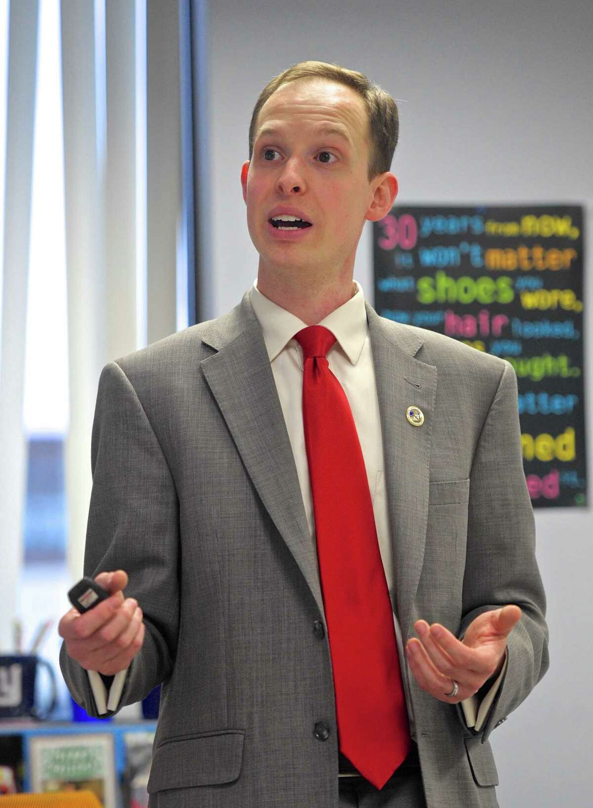 Students hear lesson on public financing