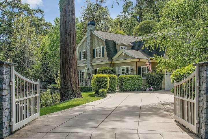 Luxury home manages to be both inviting, reclusive