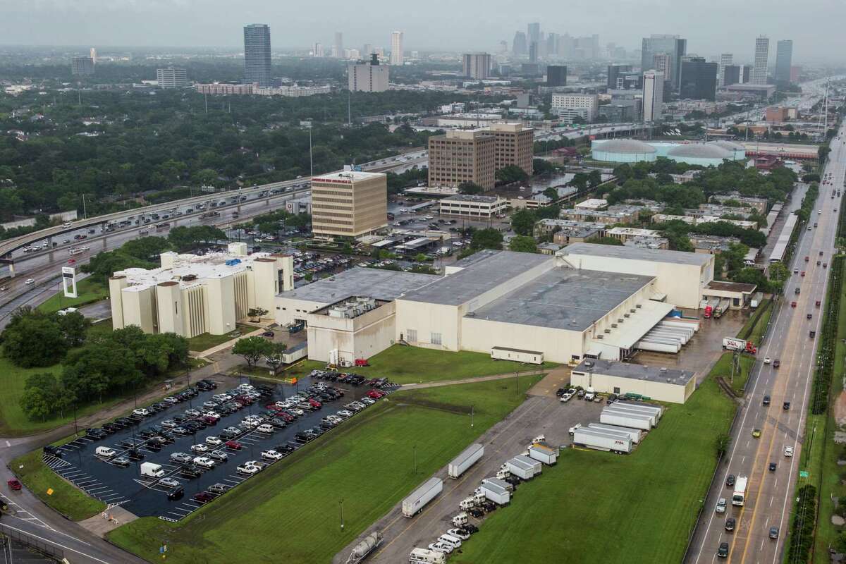 A new look, with new views, for Chronicle's new home