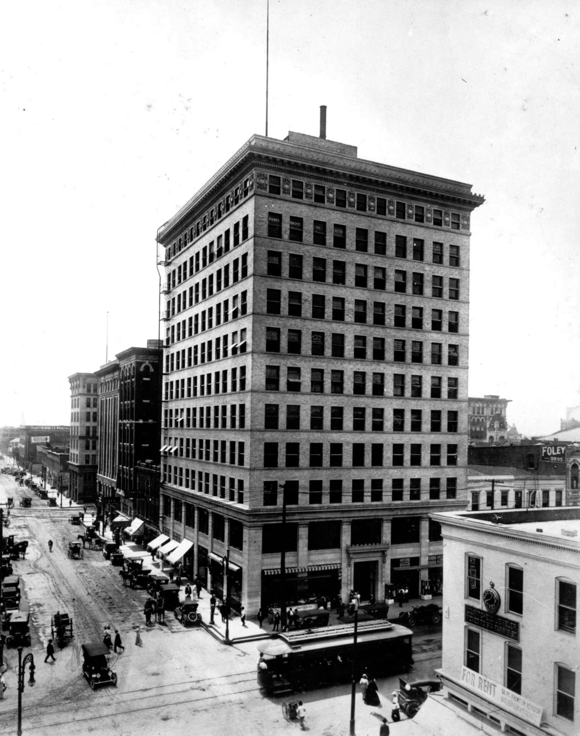 Method Architecture mixes modern with historic at Scanlan renovation