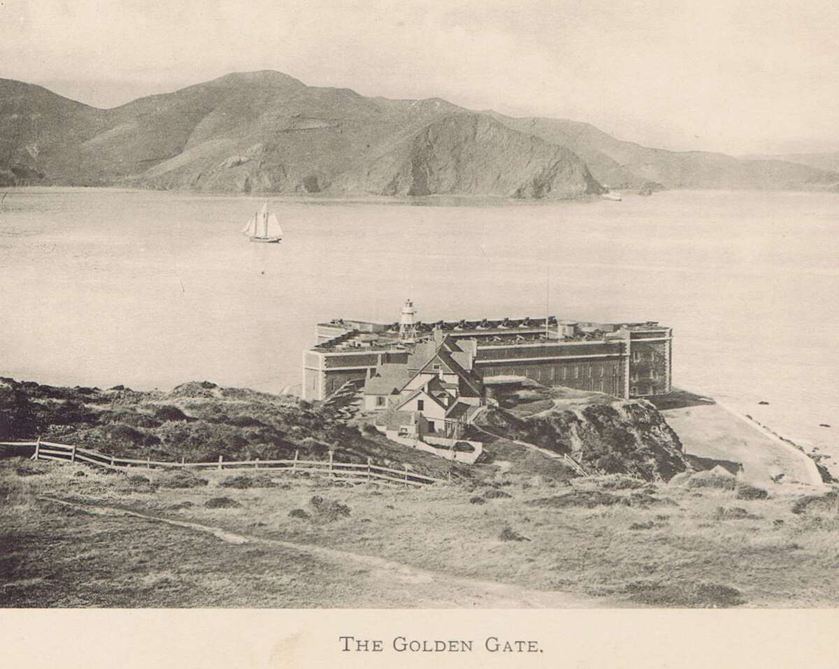 Uncovering old San Francisco through rare photos, souvenirs and postcards