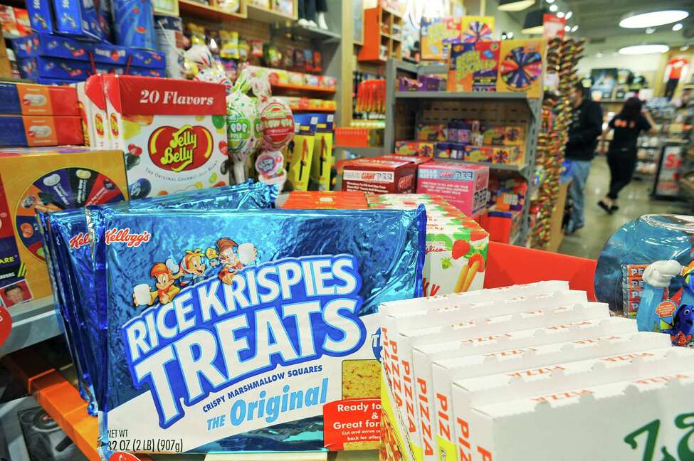 Robert Higgins, Record Town and fye founder, dies