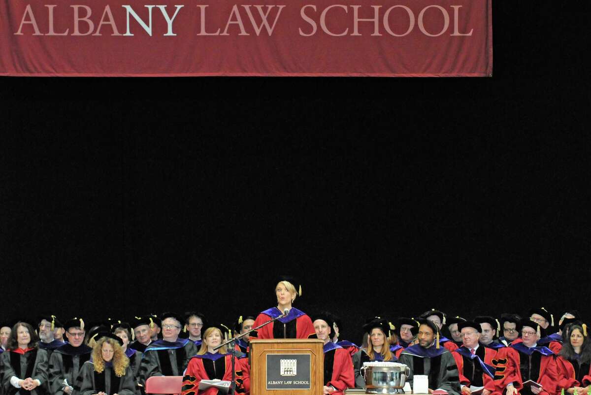 Megyn Kelly leaving Fox News, will host 2 shows on NBC