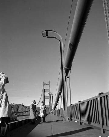 When the Golden Gate Bridge was closed by a violent storm - SFChronicle.com