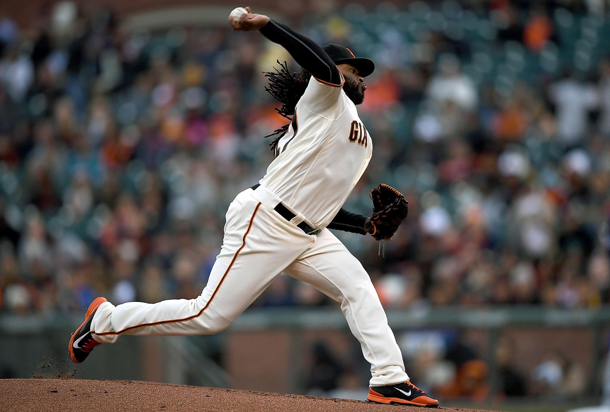 Gimpy Hunter Pence gets Giants, Johnny Cueto a walk-off win
