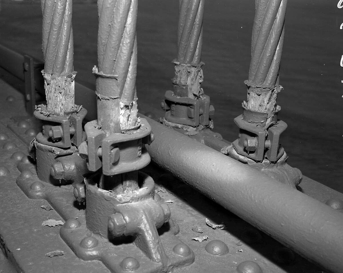 When the Golden Gate Bridge was closed by a violent storm