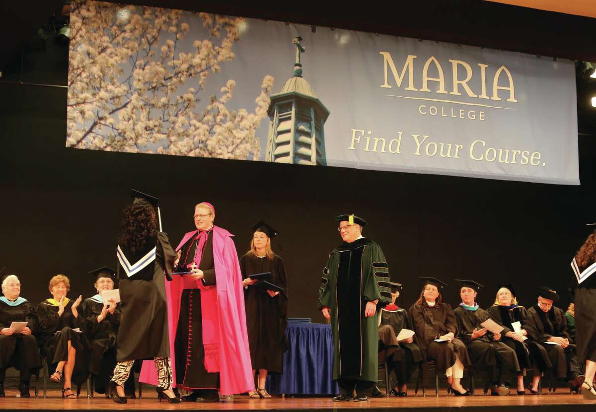 259 awarded degrees at Maria College