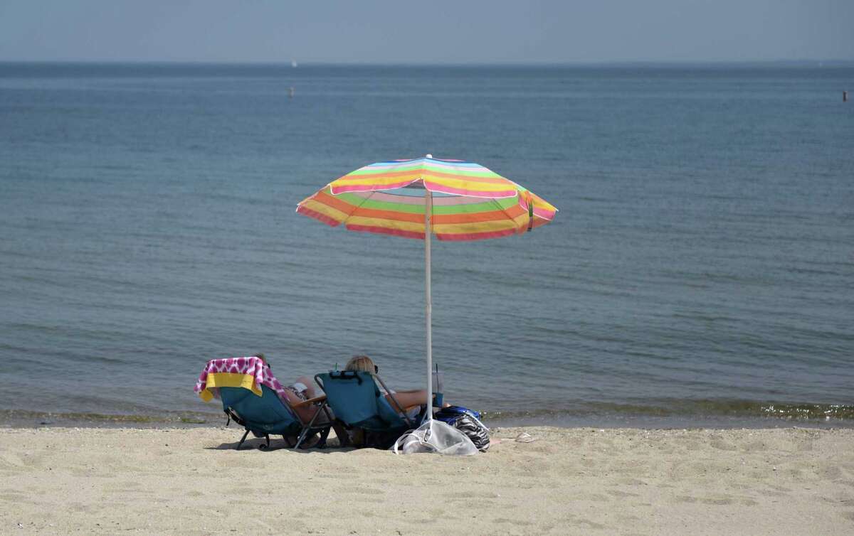 Greenwich beaches ready for the crowds