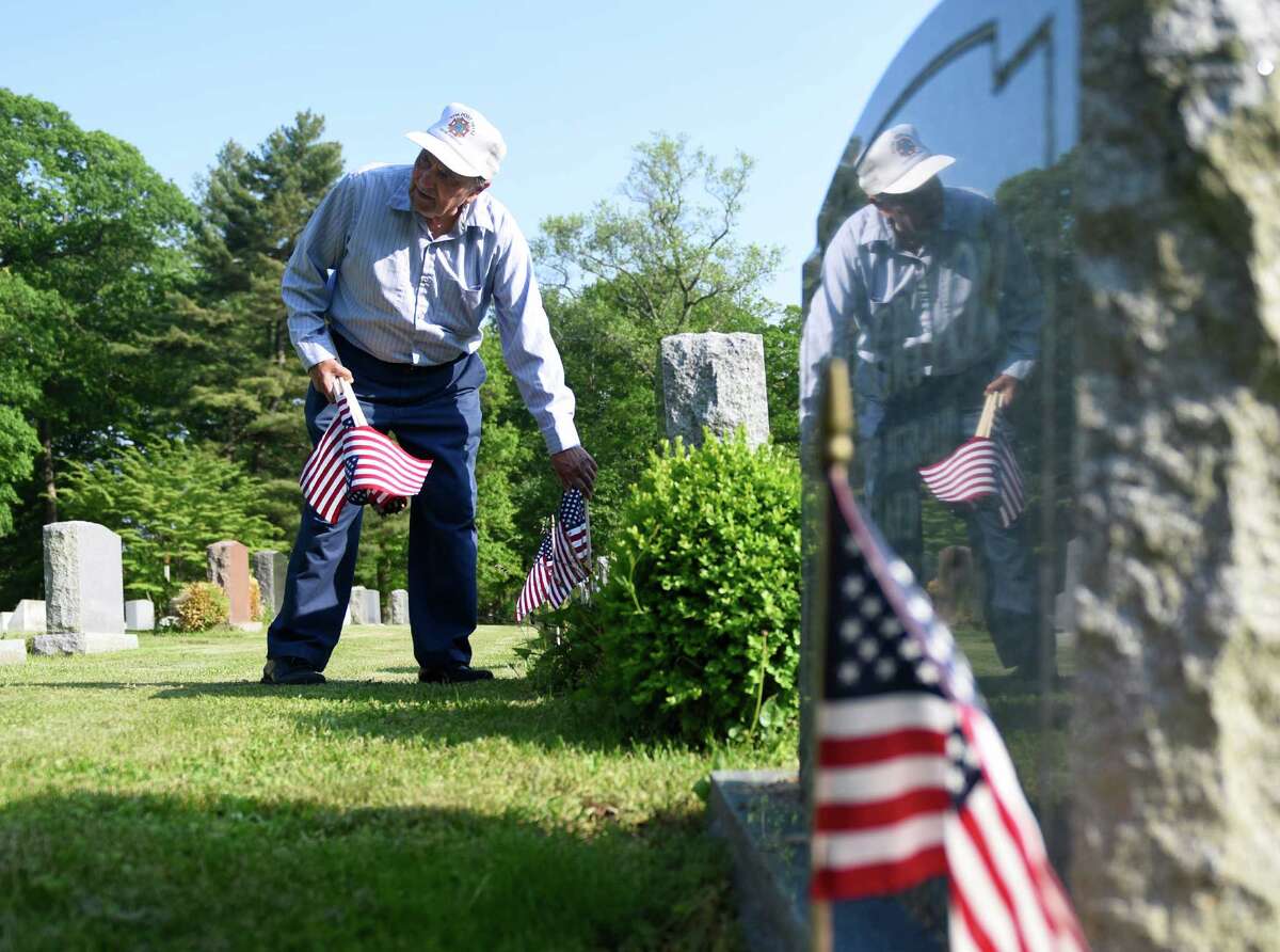 Local Scouts honor fallen vets for Memorial Day