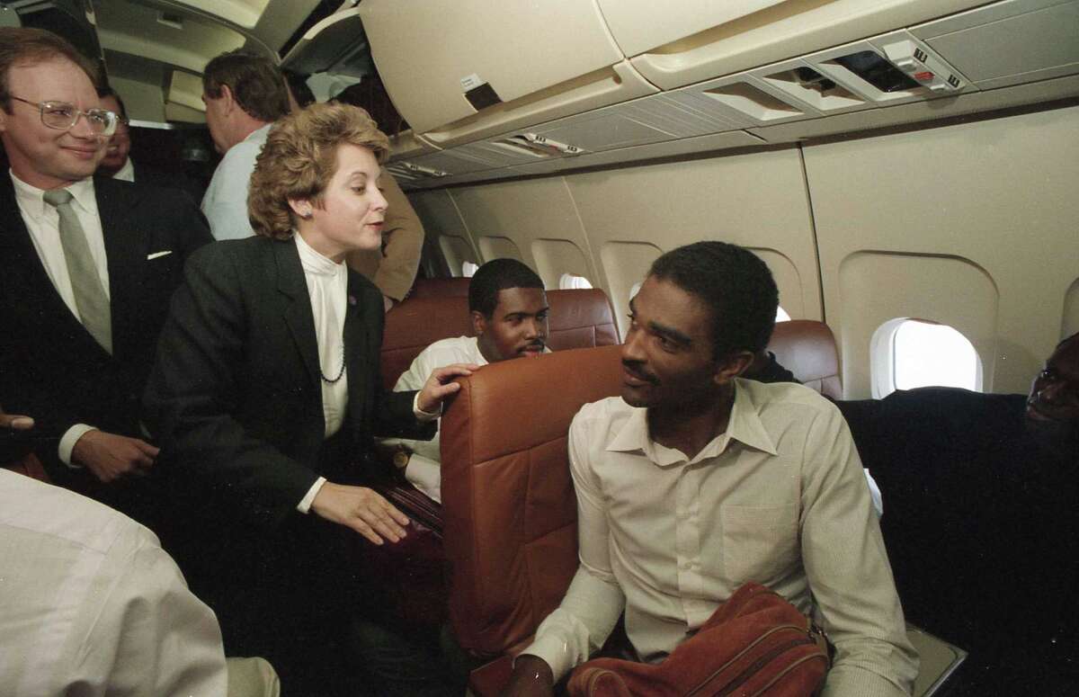 30 years ago: Luv Ya Red, Alamo Plaza, Officer Ortem