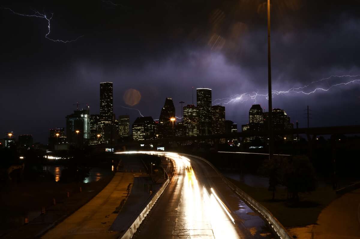 Storms bring thunder, lightning and road closures in Houston area
