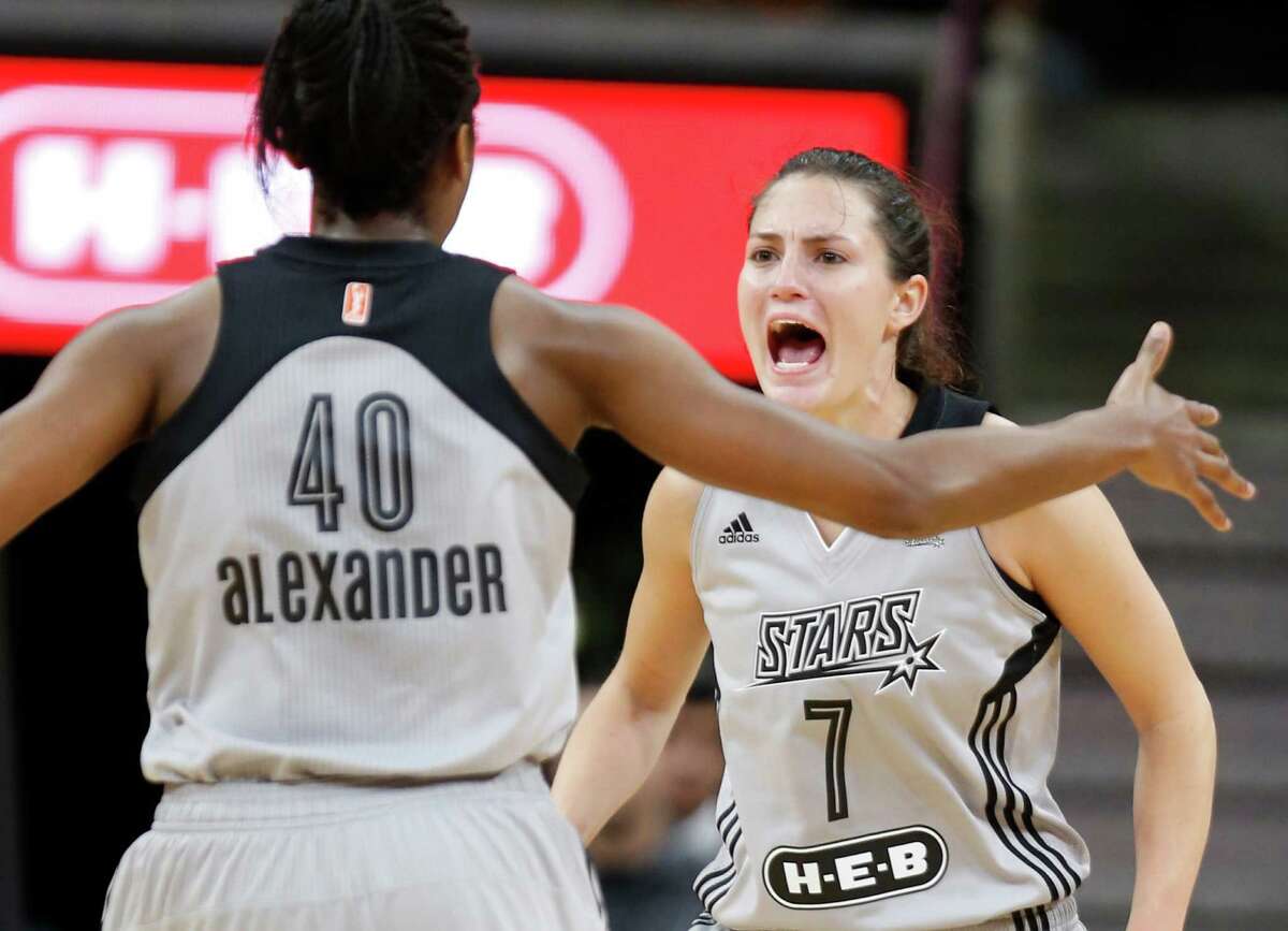 Peters’ late surge lifts Stars to first win