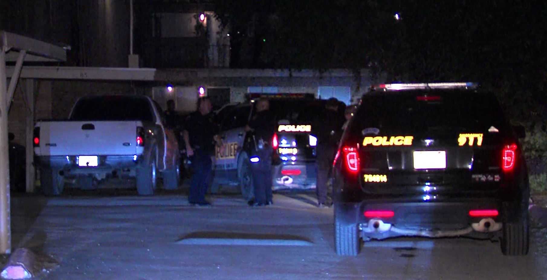 Man seriously injured in stabbing on the South Side, suspect at large