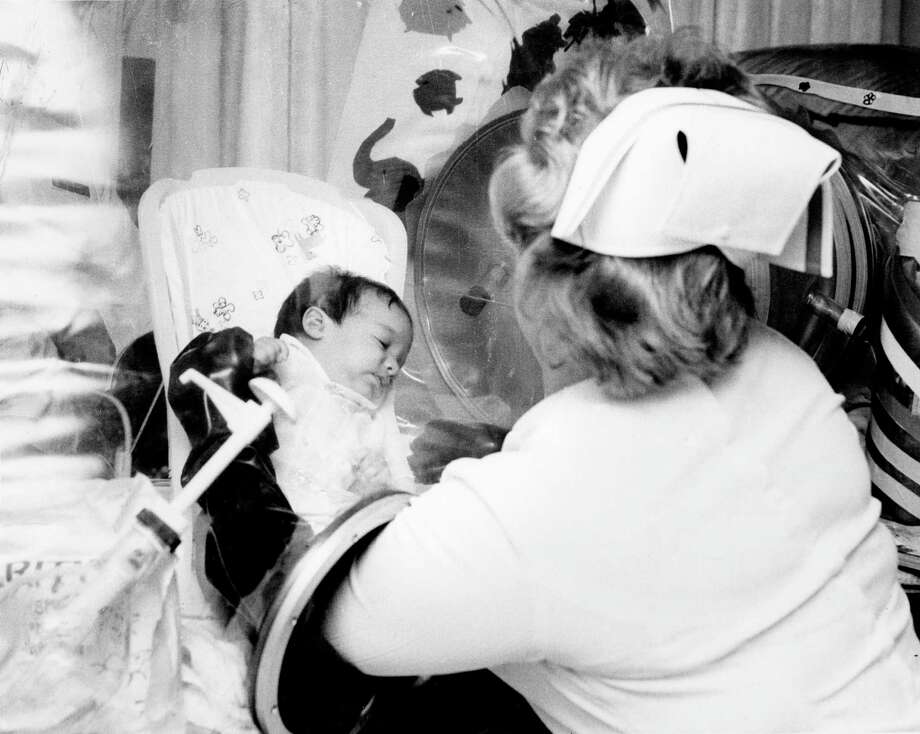 Historical photos of "Bubble Boy" David Vetter - Chron