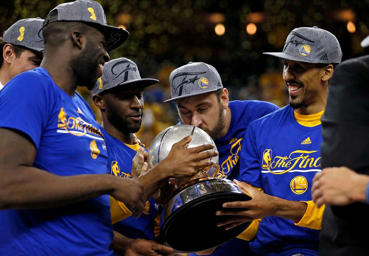 Who was that crazed Warriors fan photographed celebrating with Curry?