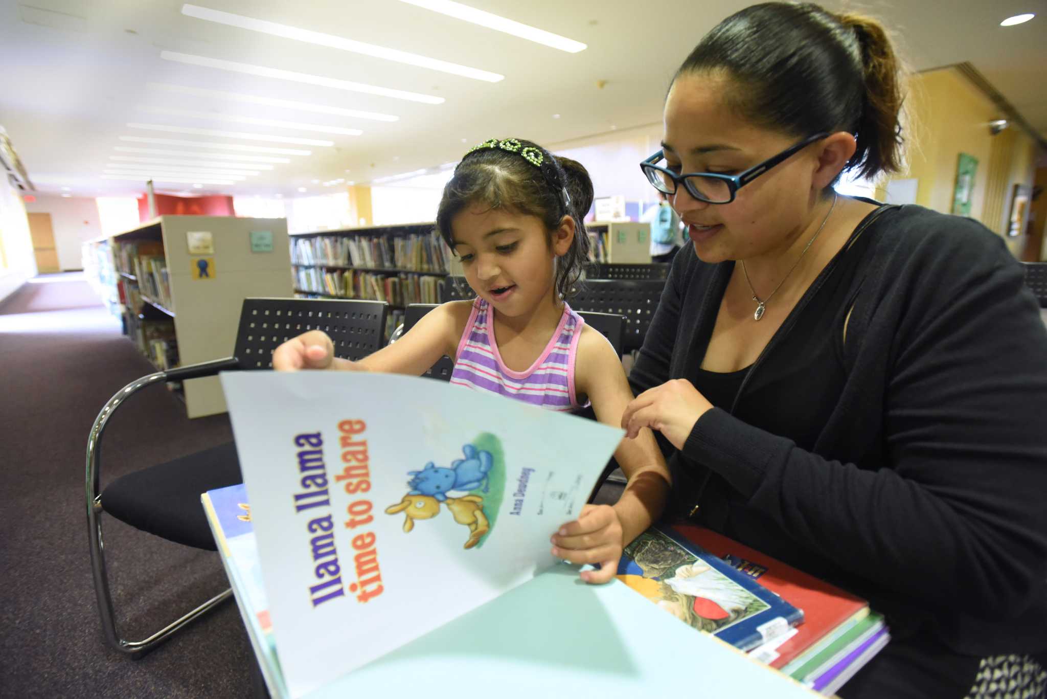 Mayor launches summer reading club