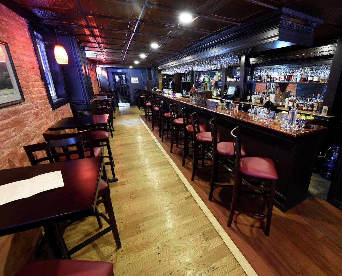 Photos: Savoy Taproom opens