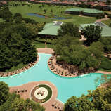 Marriott Marquis Houston debuts Texas-shaped pool in grand opening ...
