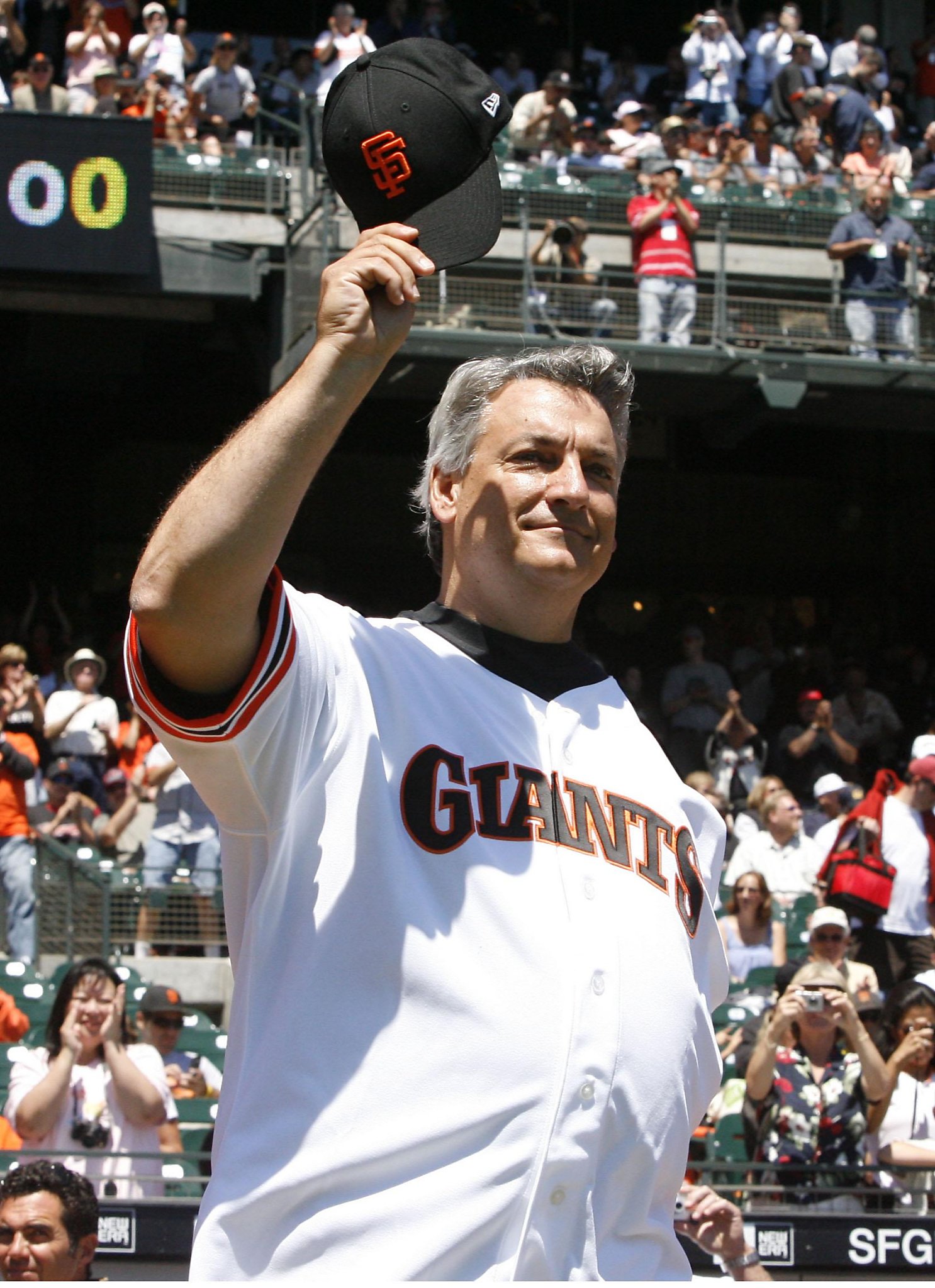 Ex-Giants pitcher to have arm amputated, 1991