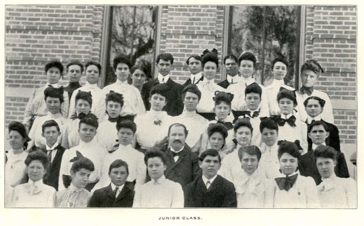 Texas State University yearbook photos show university life through the ...