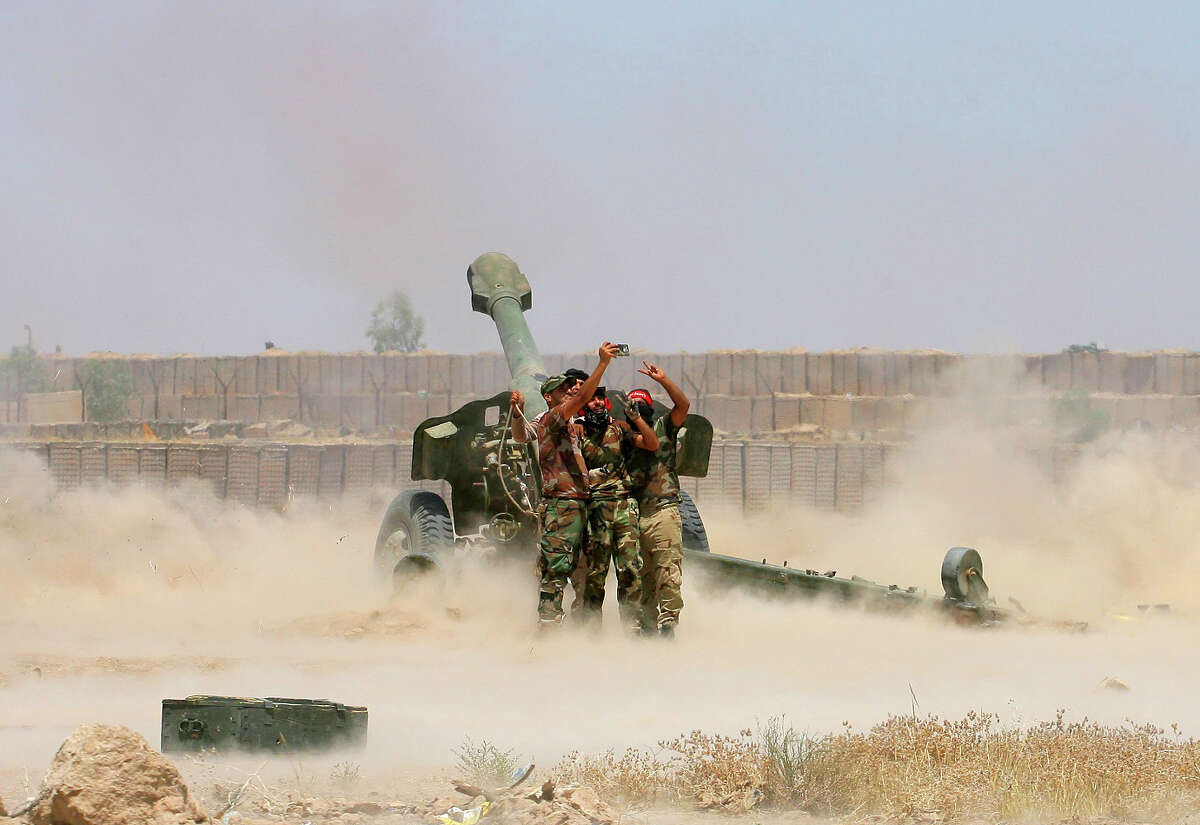 Fallujah fight stalled by fierce fighting, civilian concerns