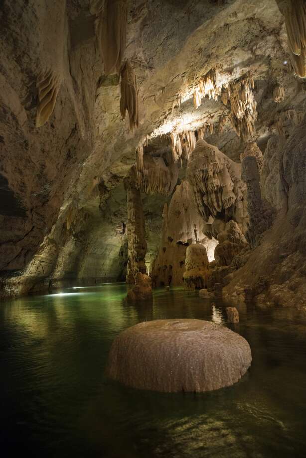 Natural Bridge Caverns hosting rarely offered tour of 'amazing' aquifer ...