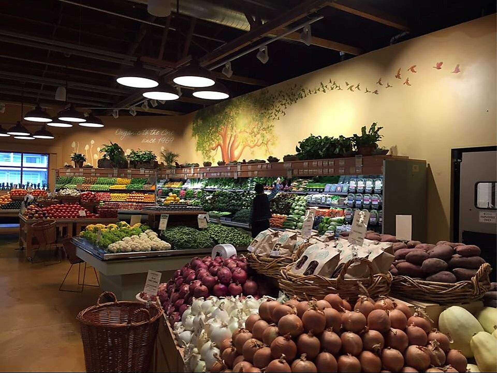 Why Good Earth is the Bay Area's most fascinating new grocery store