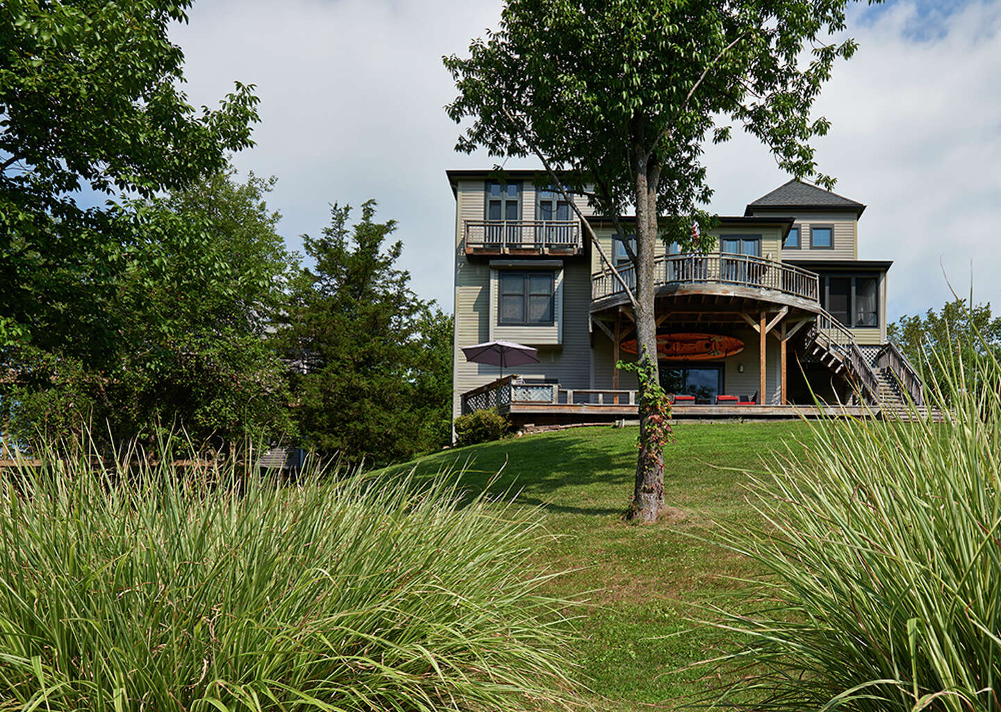 House of the Week: Lakeside contemporary in Athens