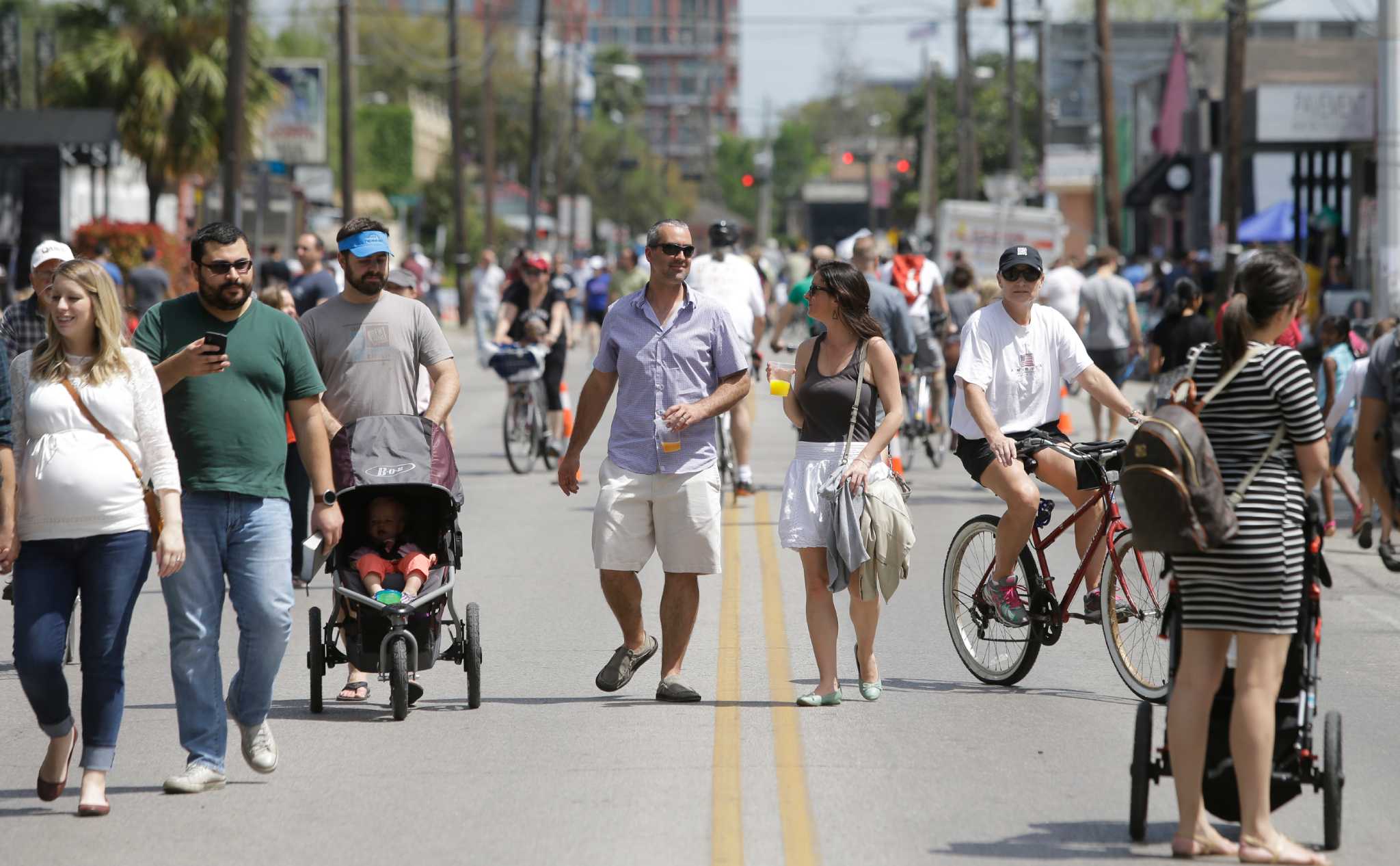 Improving walkability likely among changes to Lower Westheimer