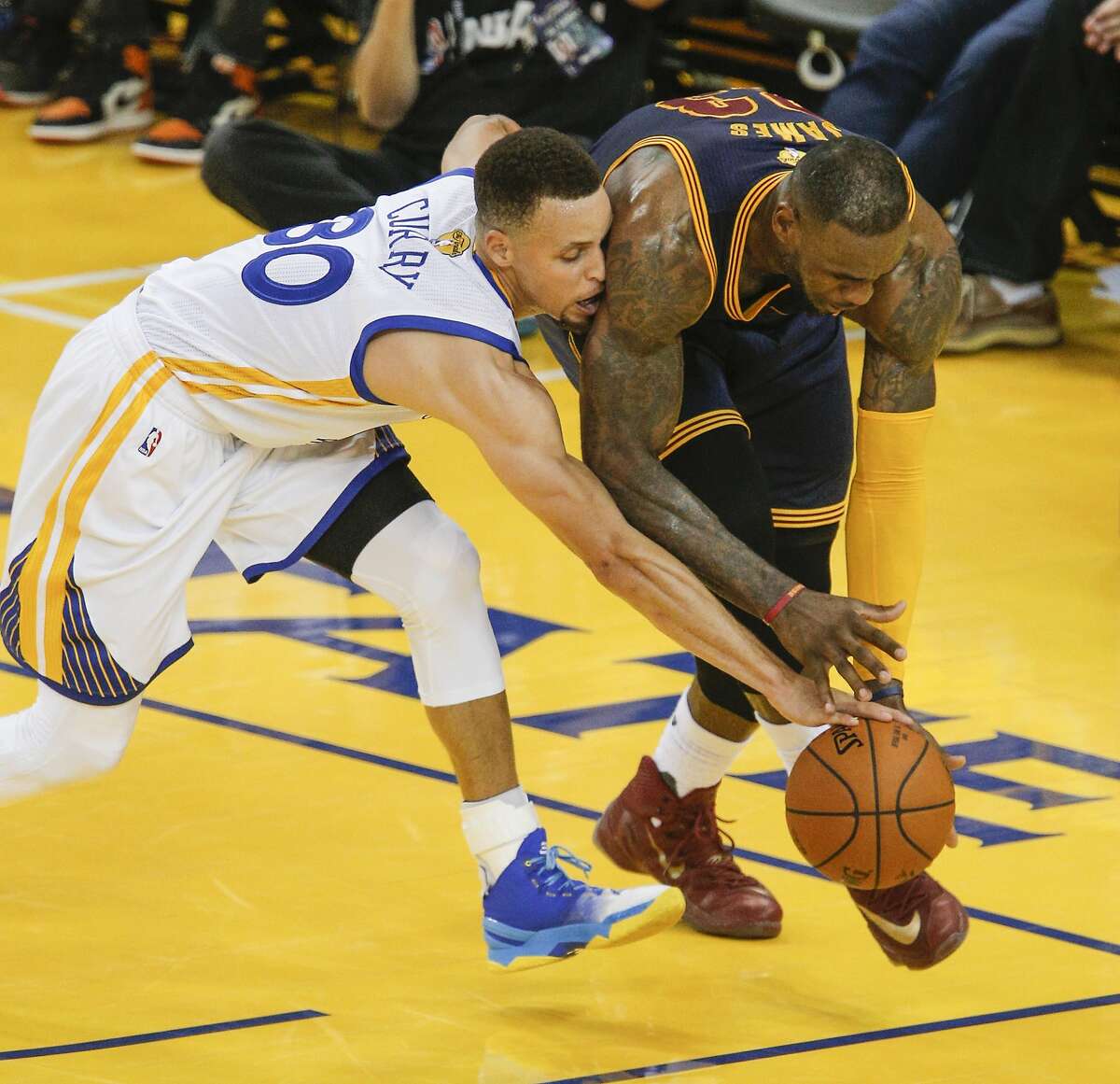 How Steph Curry has joined LeBron James in defining an NBA era