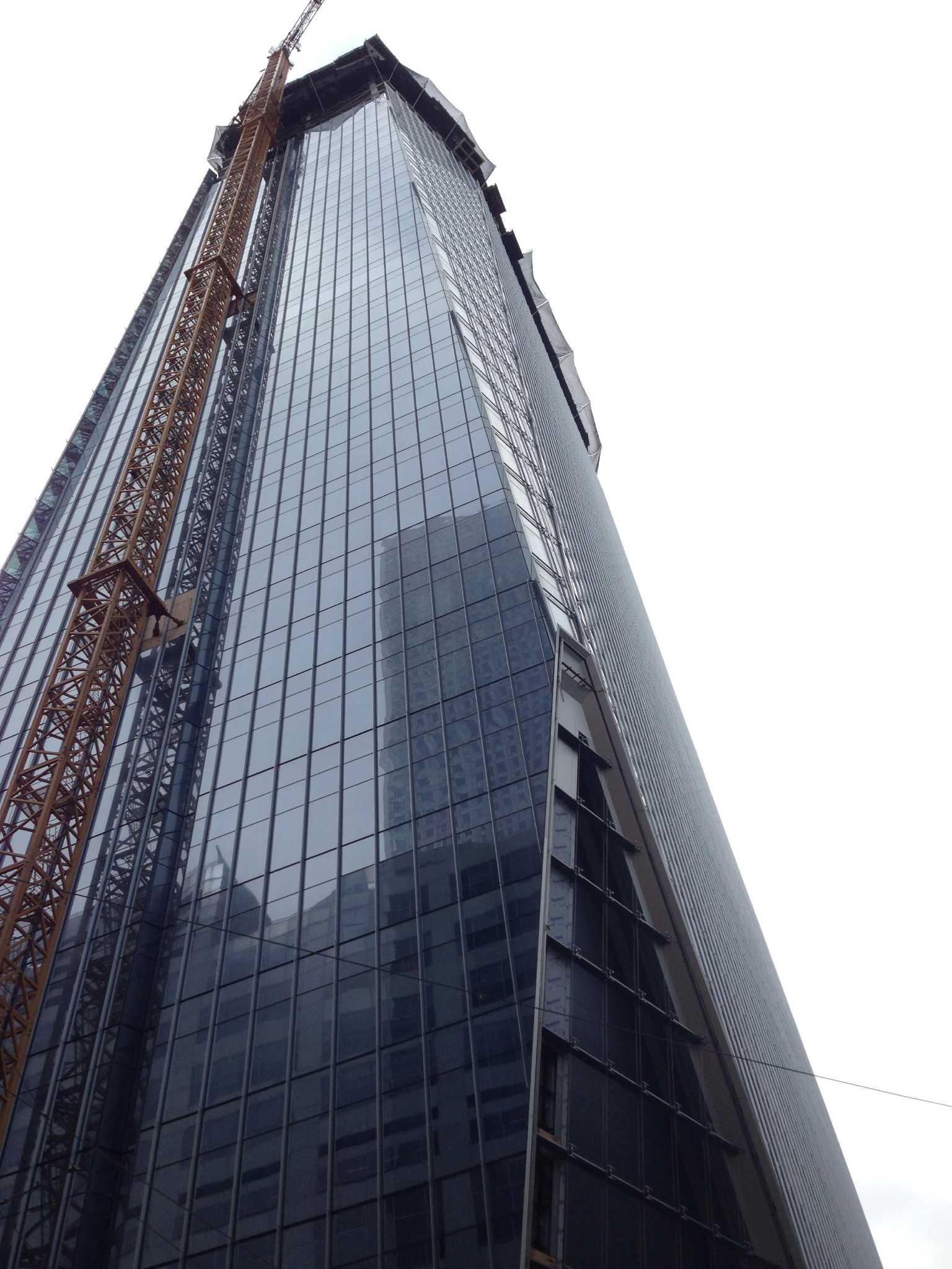Hines to open top-class tower in tepid market