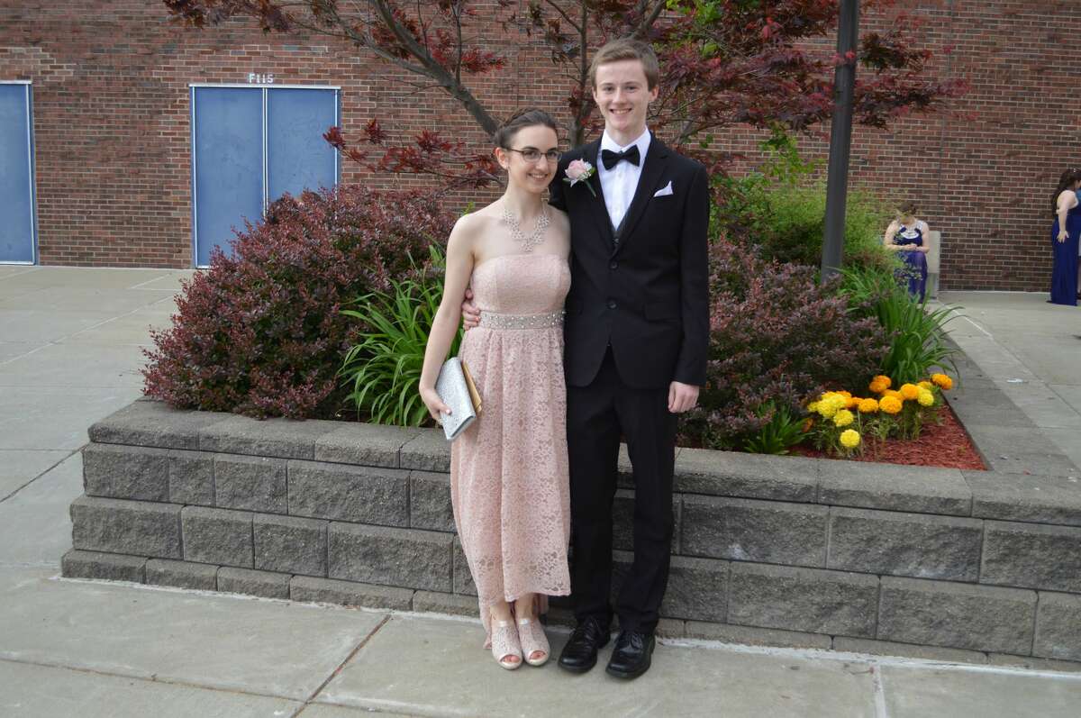 SEEN: Columbia High School Senior Prom