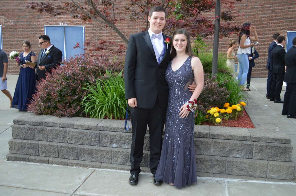 SEEN: Columbia High School Senior Prom