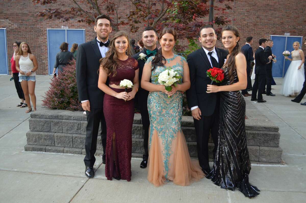 SEEN: Columbia High School Senior Prom