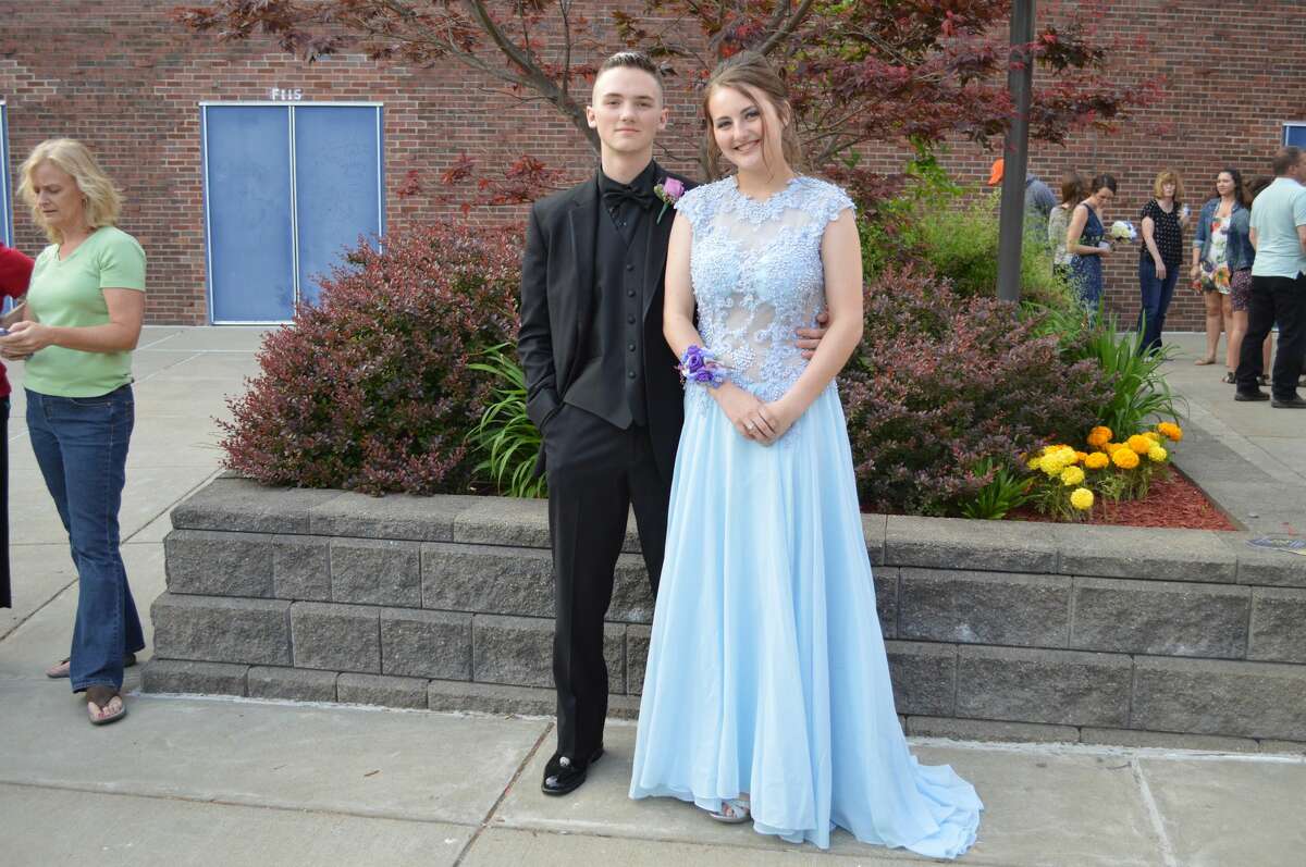 SEEN: Columbia High School Senior Prom
