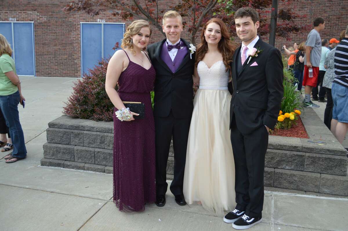 SEEN: Columbia High School Senior Prom