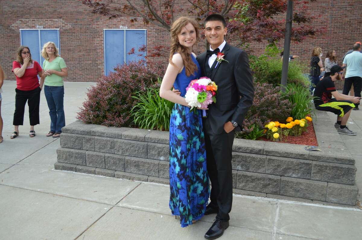 SEEN: Columbia High School Senior Prom