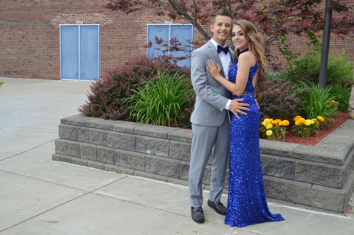 SEEN: Columbia High School Senior Prom