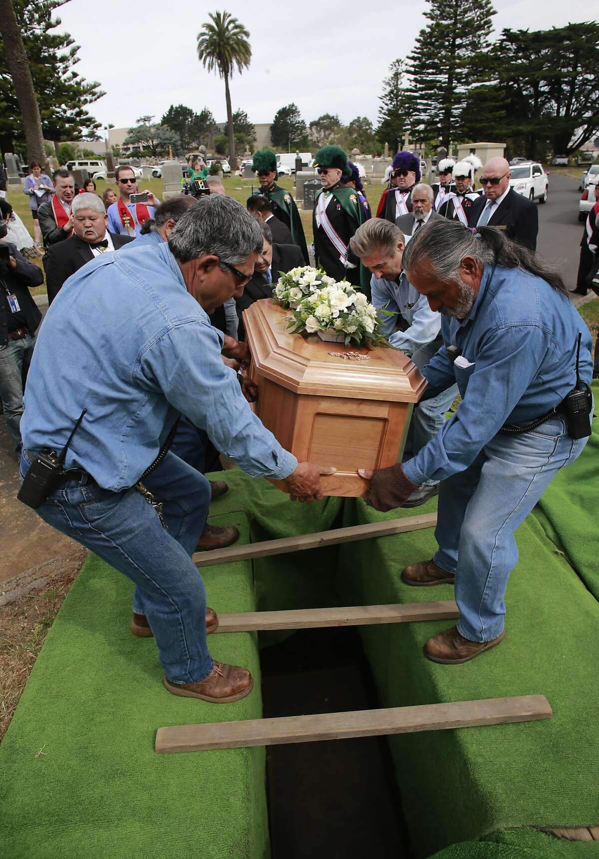 Mystery girl found in coffin beneath SF home is identified