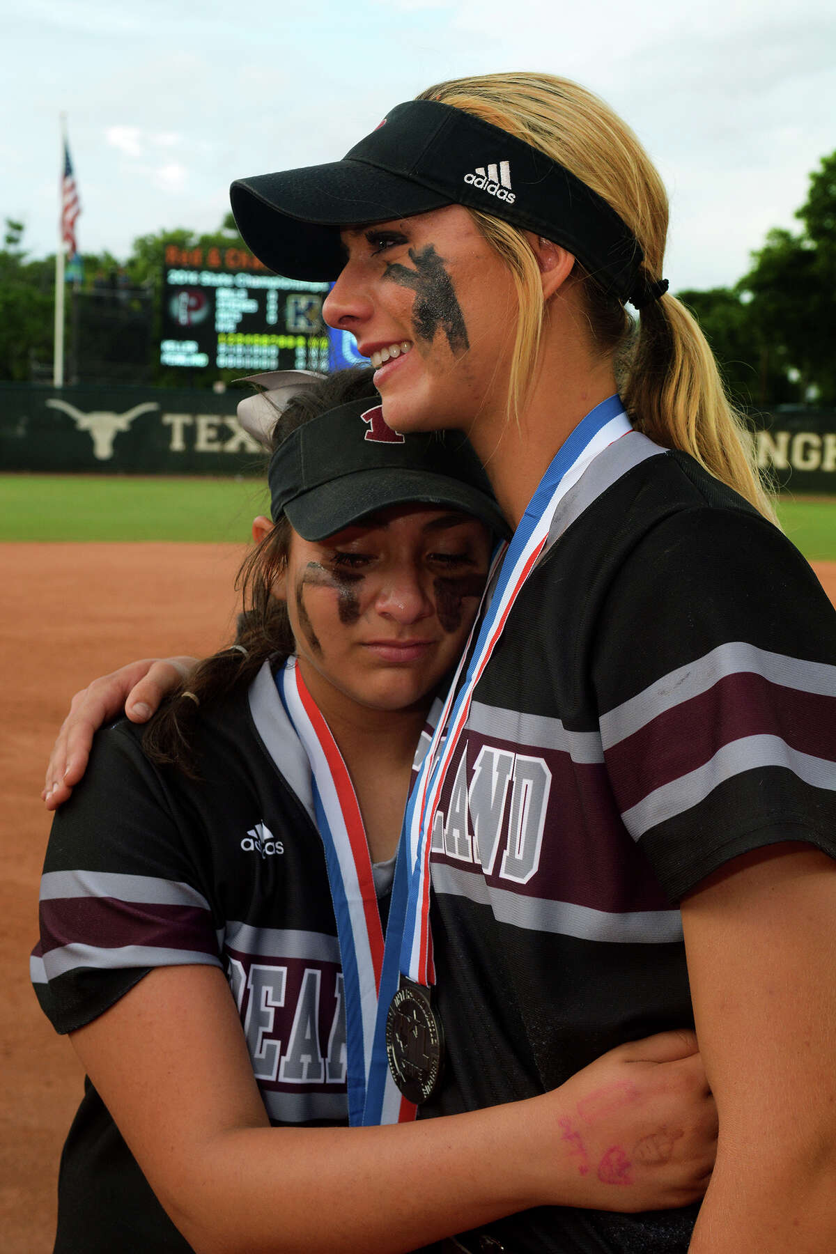 Pearland falls in 6A state softball final