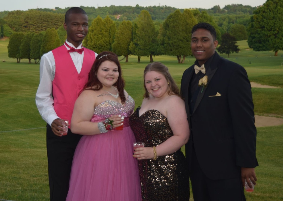 SEEN: Troy High School Senior Prom