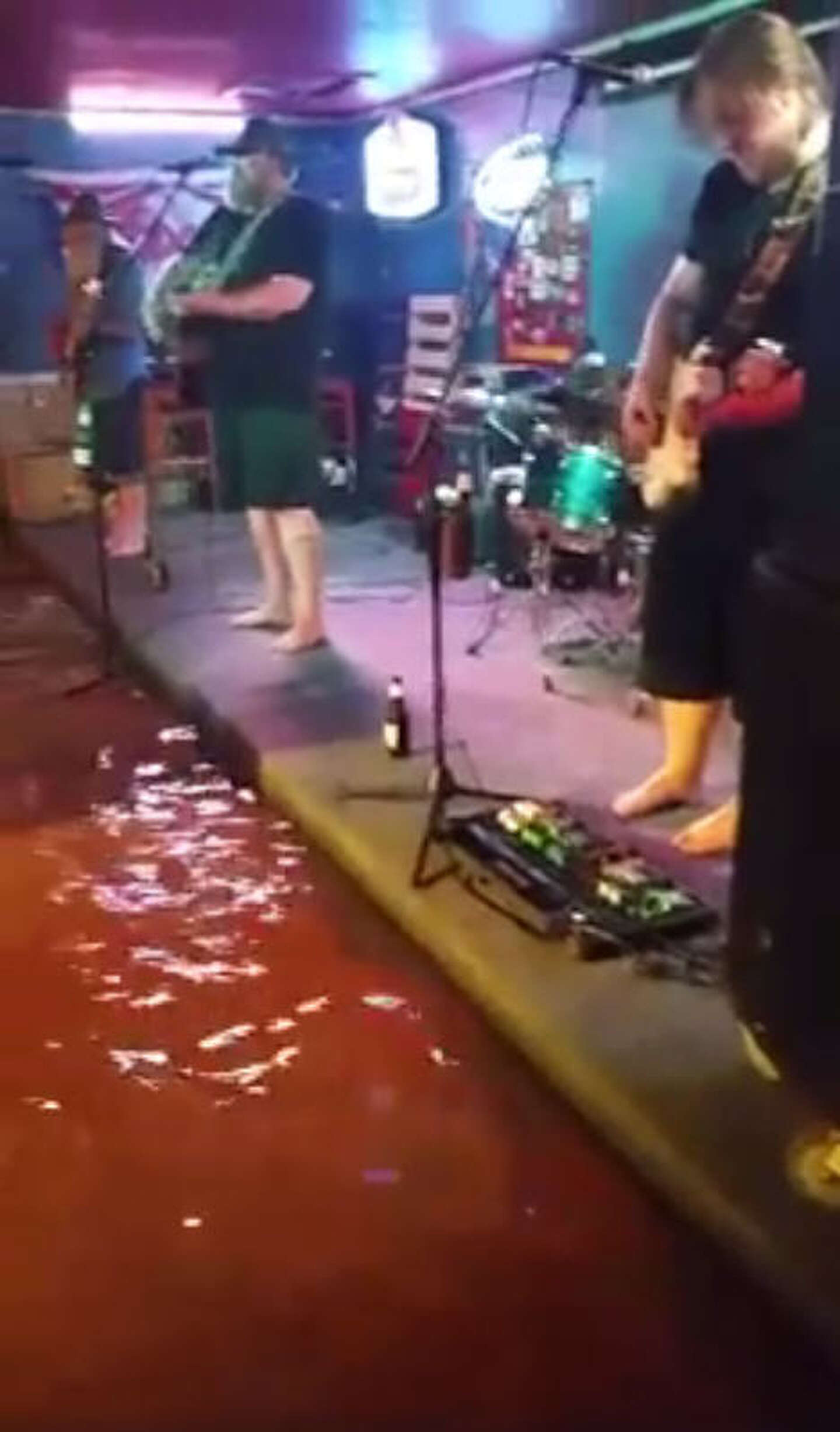 Floods can't stop this honky-tonk from throwing a great party