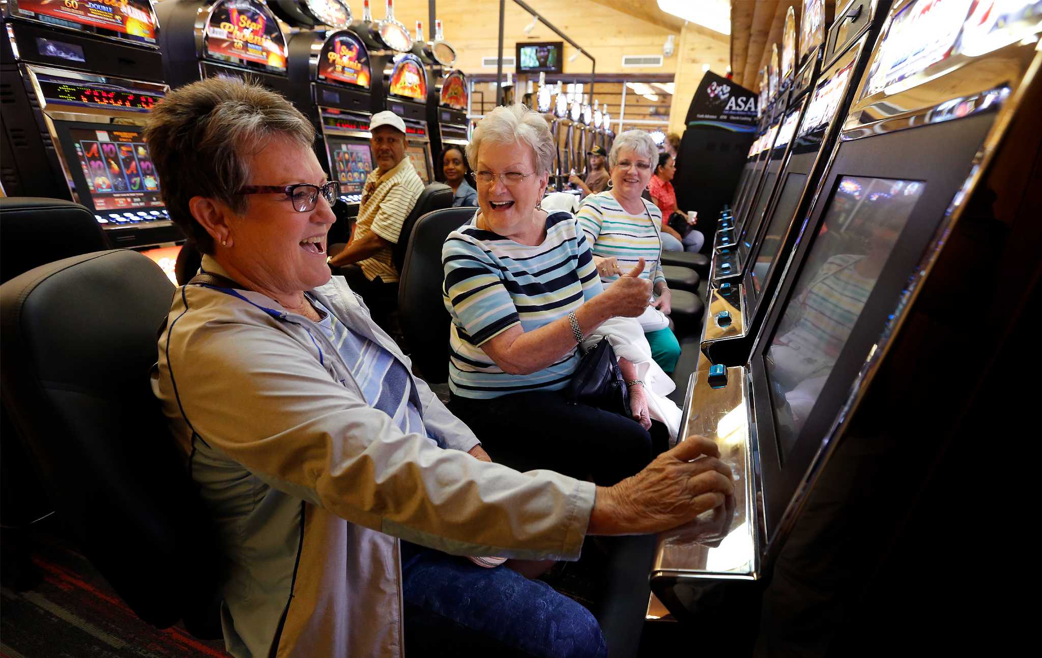 Slot machines back in action on Texas Indian reservation
