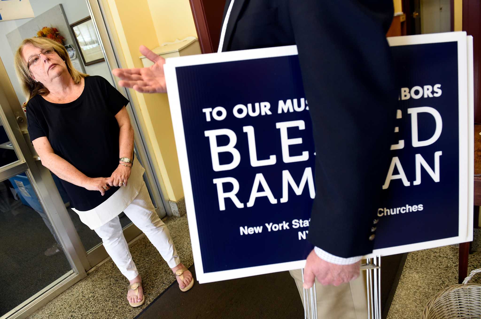 Ramadan signs from Council of Churches embrace Muslim neighbors